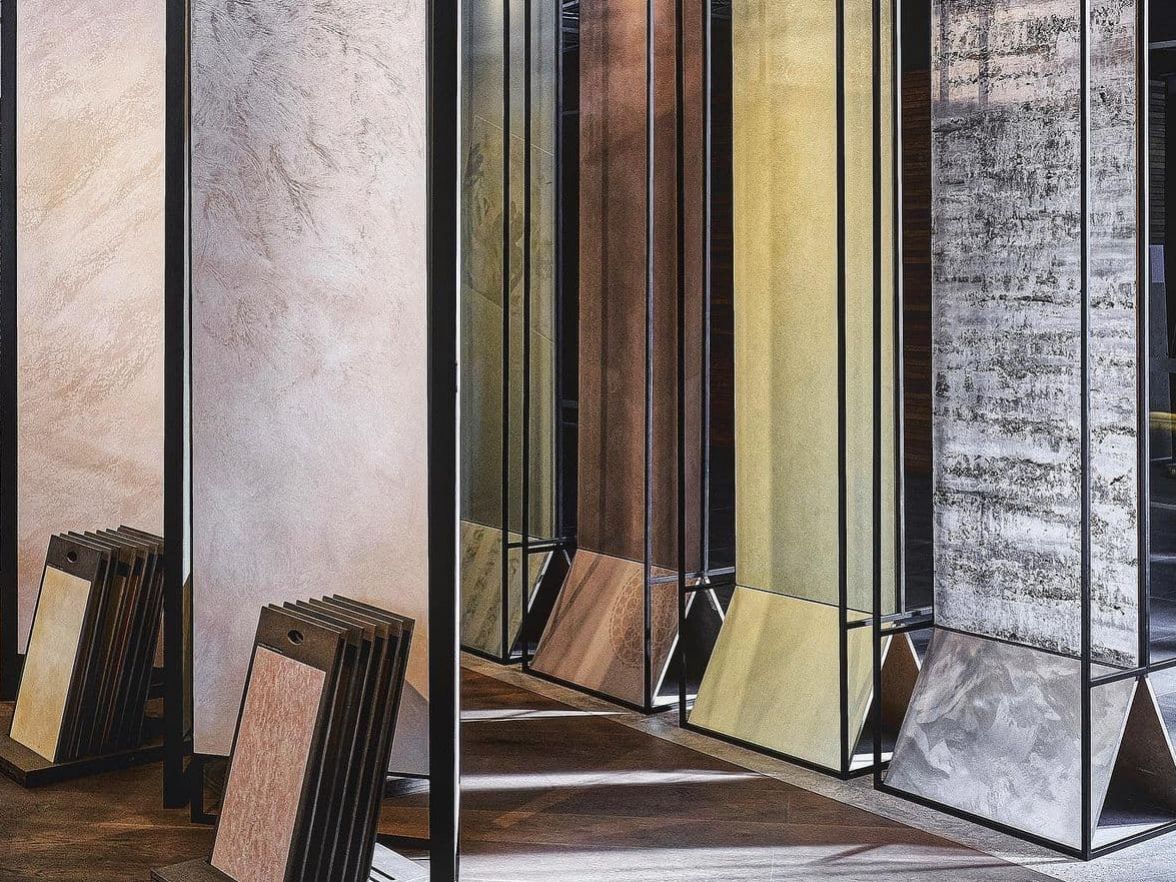 Оформлення салонів від компанії Elf Decor